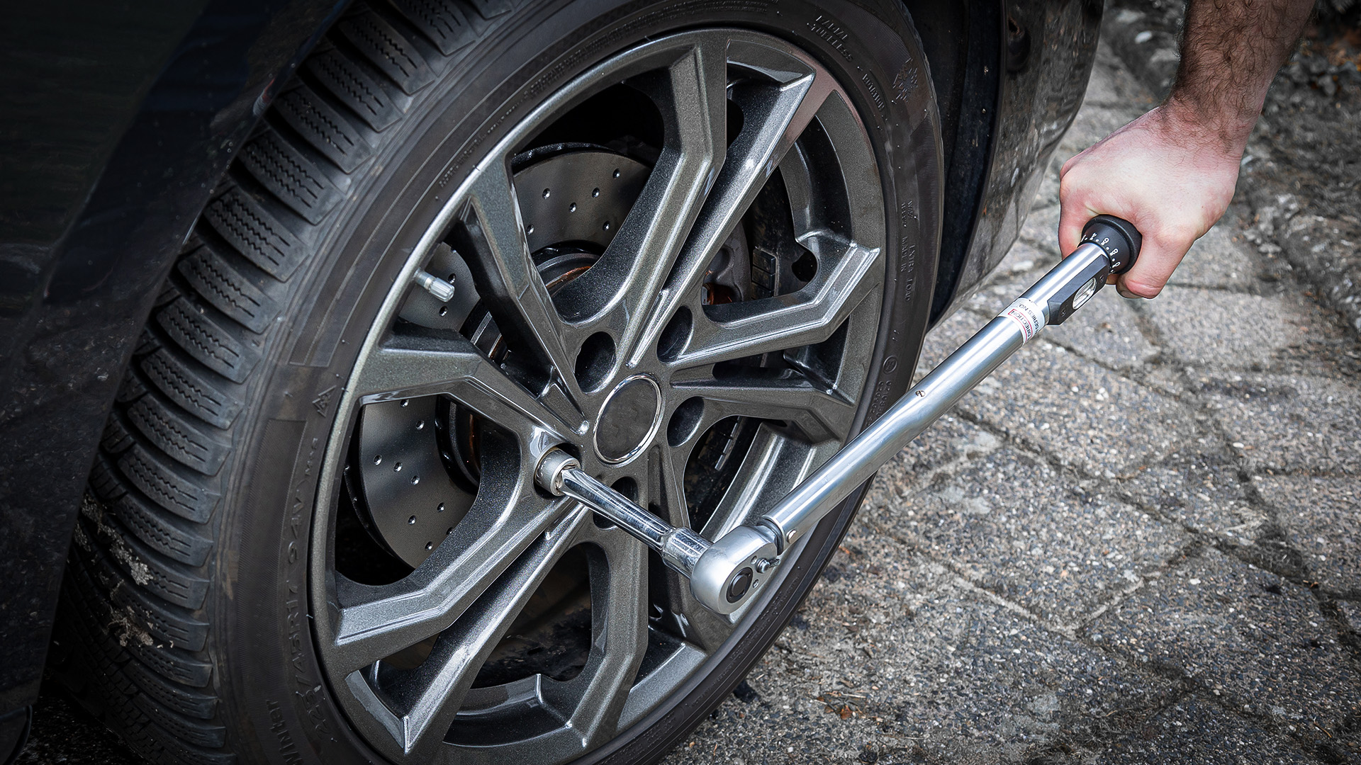 Why Wheel Fastener Torque Matters More Than You Think (VIDEO) - Shop Press